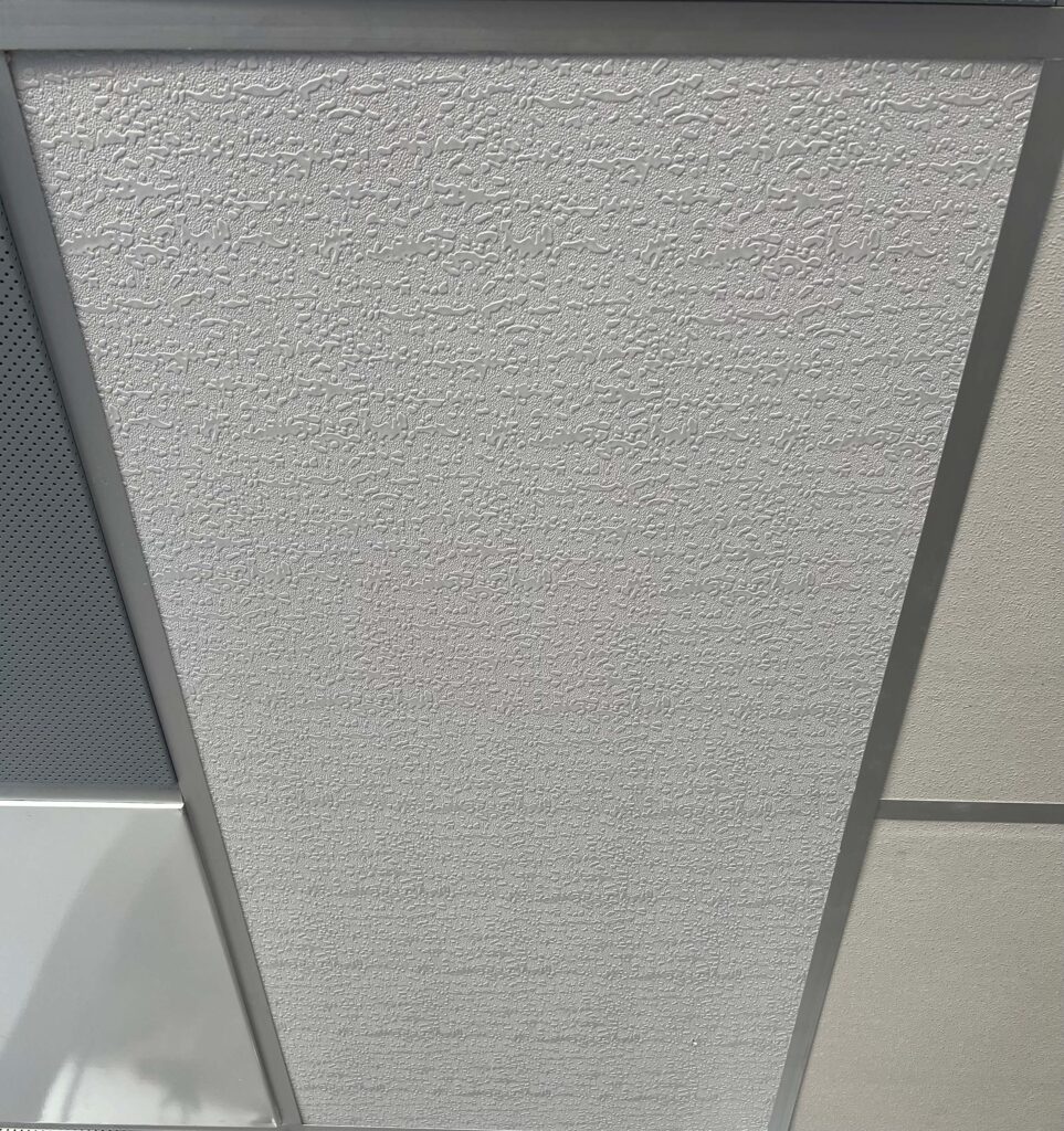 Lamina De Yeso Con Vinil Concha de Naranja De 1,20 x 0,60 Mts - ARTIPLAN